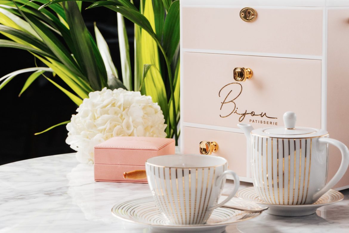 17 Fabulous Places for the Best Afternoon Tea in Dubai - Near+Far Magazine