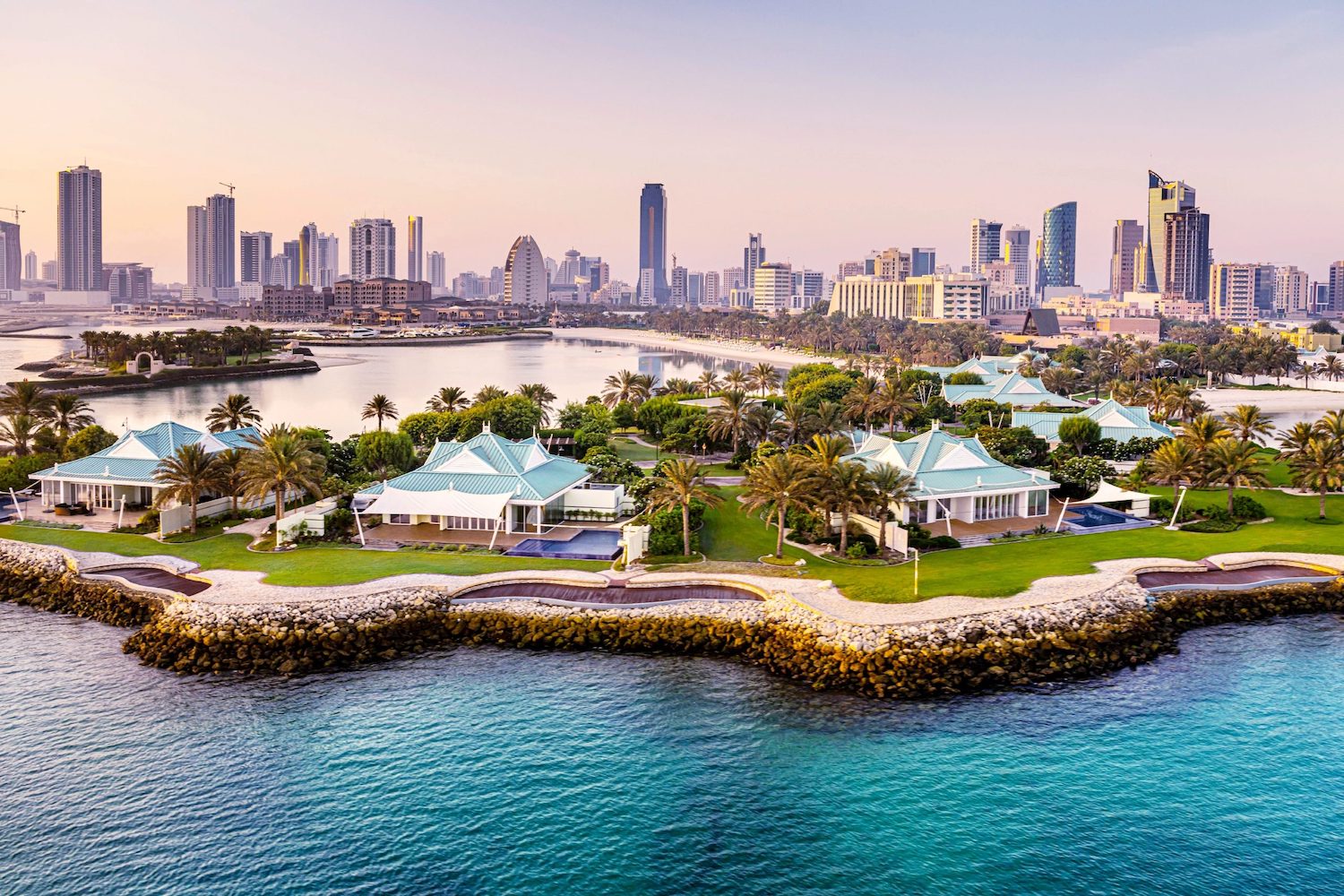 The 6 most stylish hotels in Bahrain, from boutique to beach resorts ...